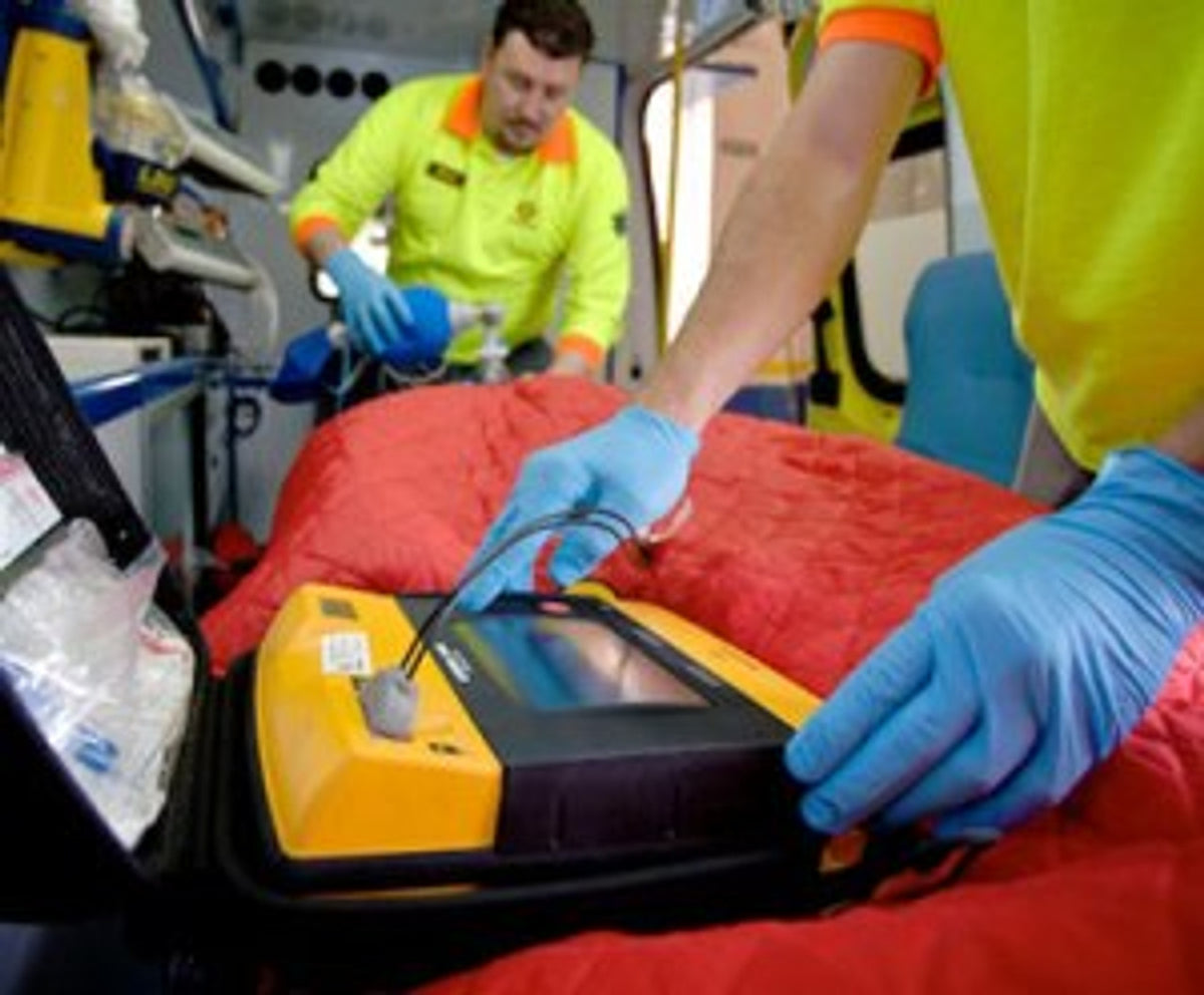 Physio-Control LIFEPAK 1000 - (graphical display) AED – 1st Choice CPR